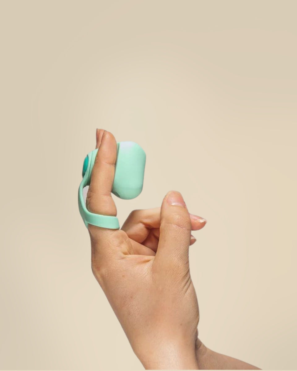 Dame Fin Finger Vibrator – Oh! Moment